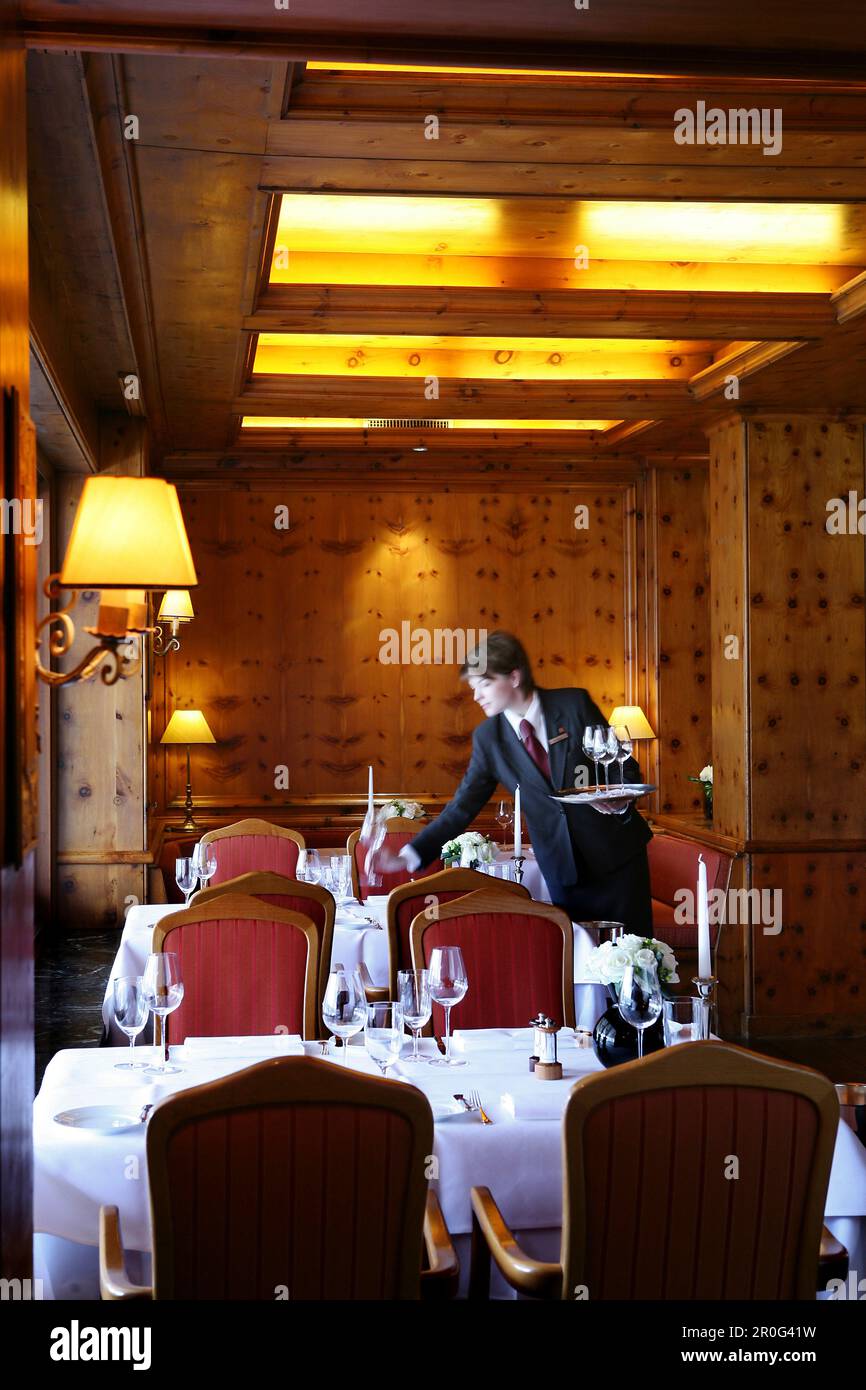 Waitress laying the table hi-res stock photography and images - Alamy