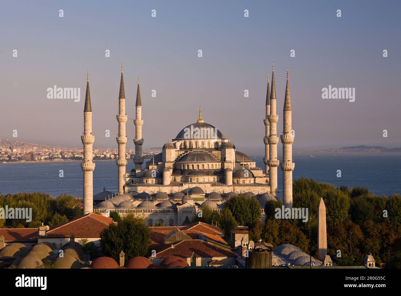 Golden horn dining hi-res stock photography and images - Alamy