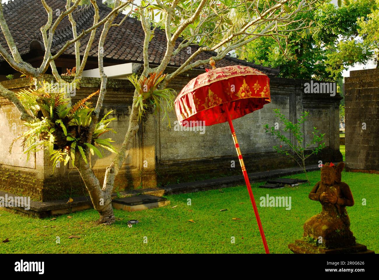 Bungalow at the garden of the Chedi Club, GHM hotel, Ubud, Bali ...