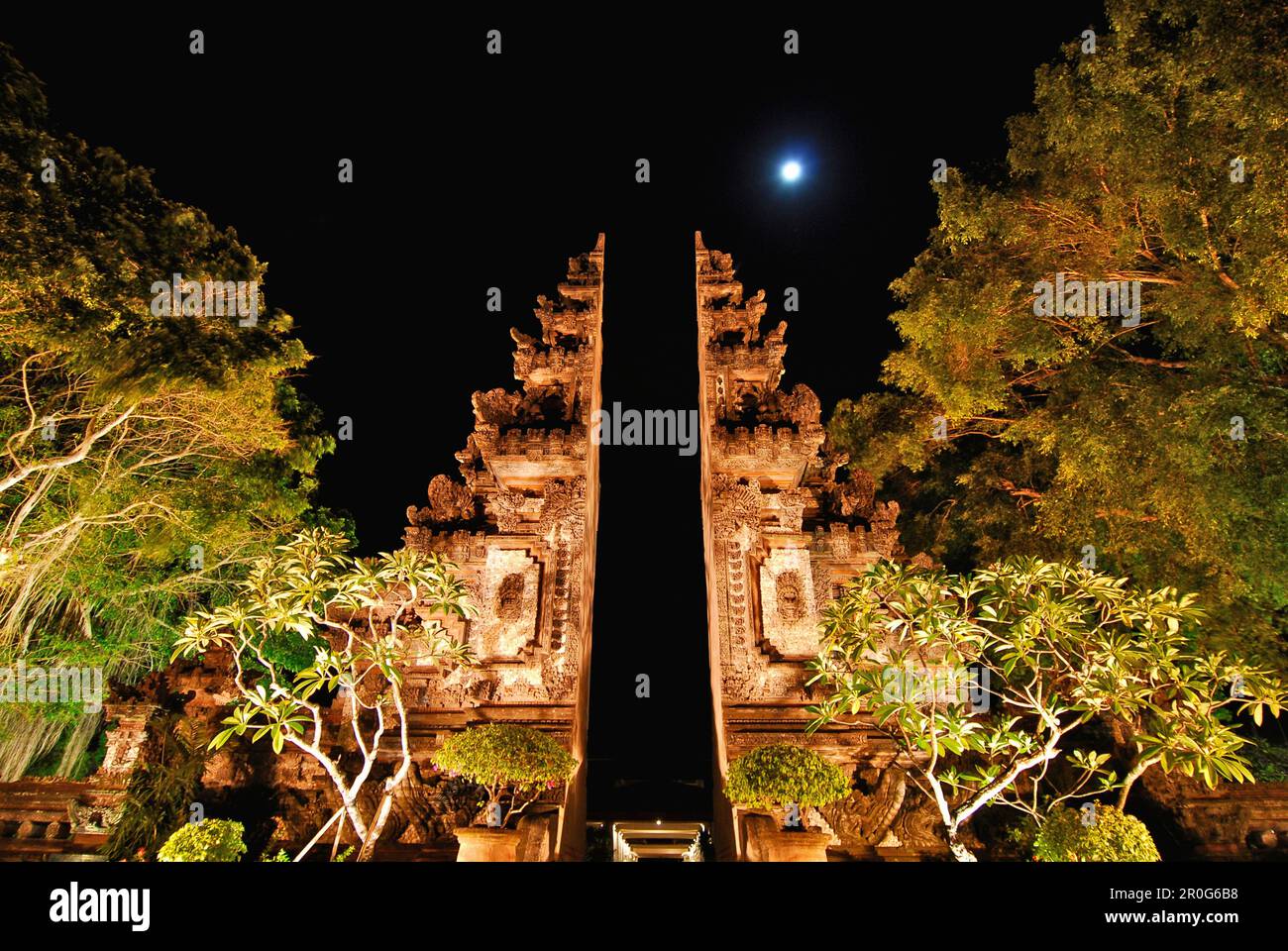 Candi, temple in front of Nusa Dua Beach Hotel at night, Nusa Dua, Bali ...