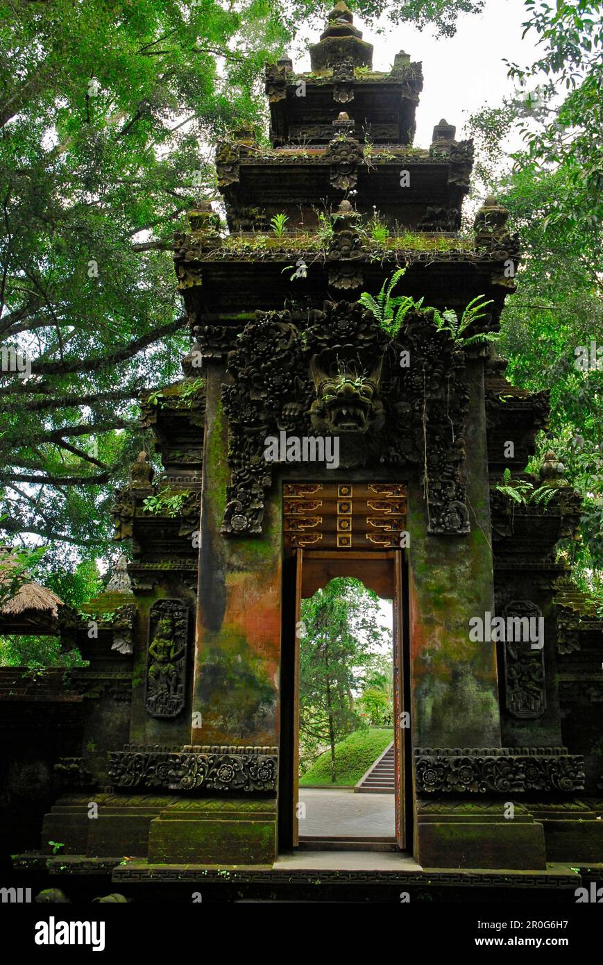 Tirtha empul temple hi-res stock photography and images - Alamy