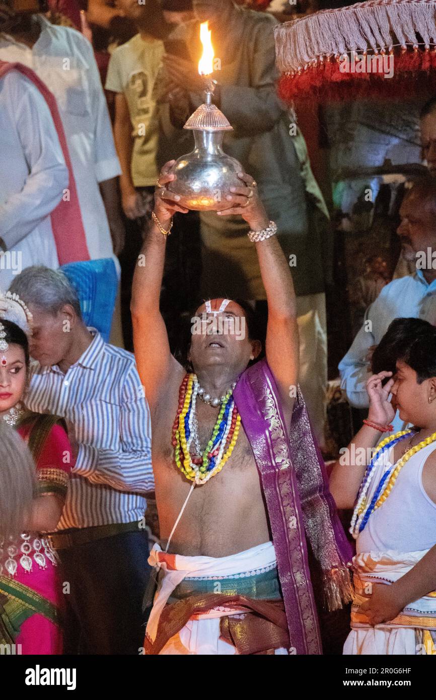 An Arti Ceremony on the ghats of Pushkar Lake, Pushkar, Rajasthan ...