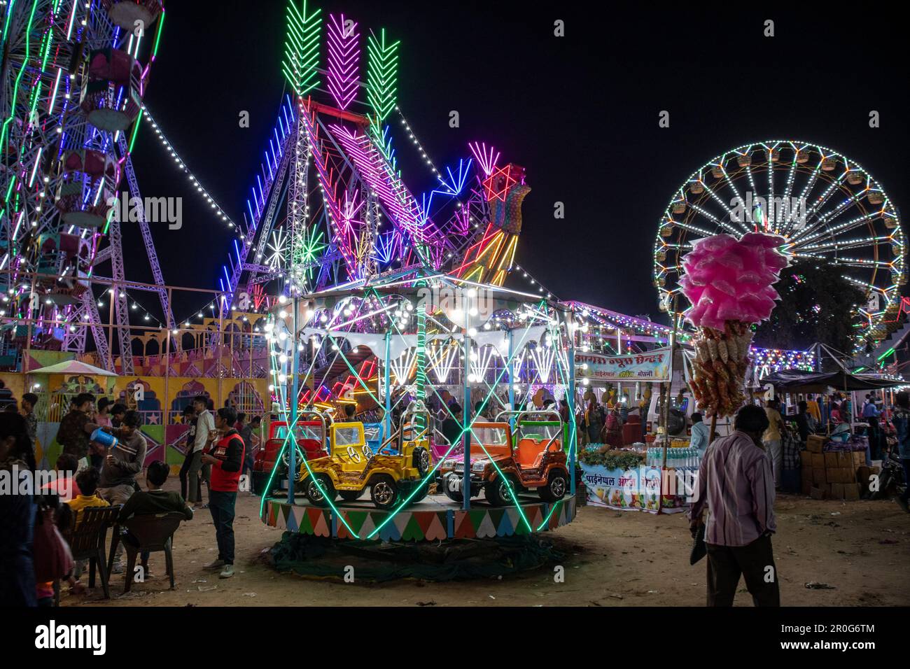Rides at the Pushkar Camel Fair, Pushkar, Rajasthan, India Stock Photo ...