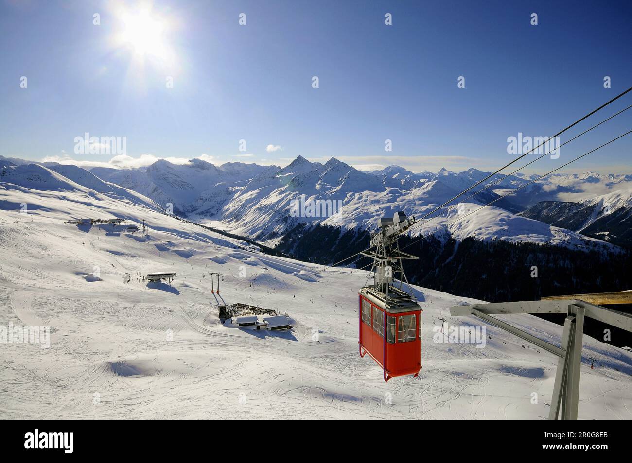 Aerial ropeway, Jakobshorn ski area, Davos, Grisons, Switzerland Stock ...