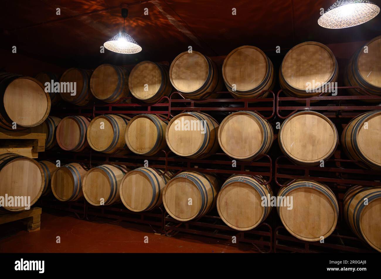 Production of fortified jerez, xeres, sherry wines in french oak ...
