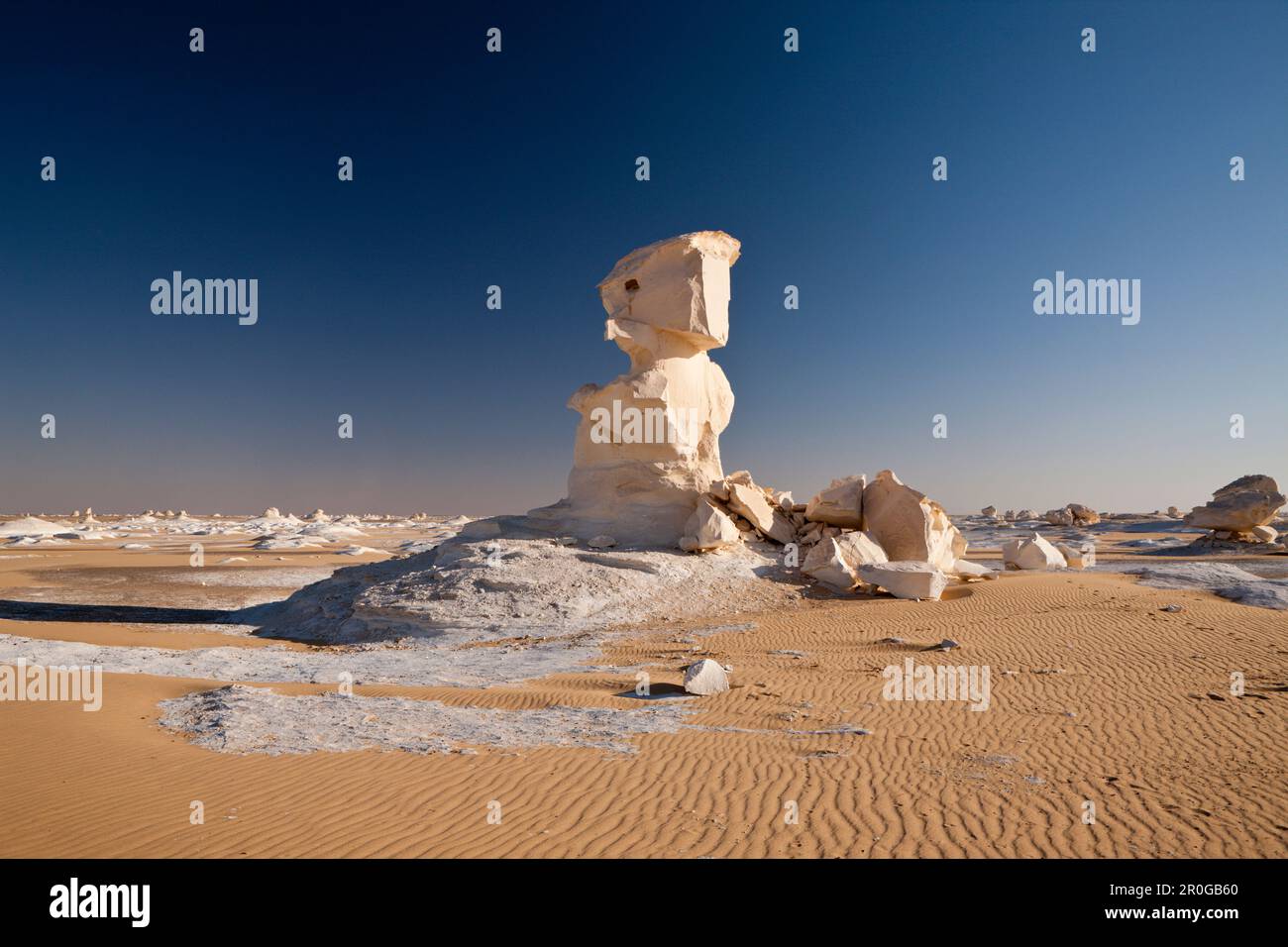 White Desert National Park, Egypt, Libyan Desert Stock Photo - Alamy