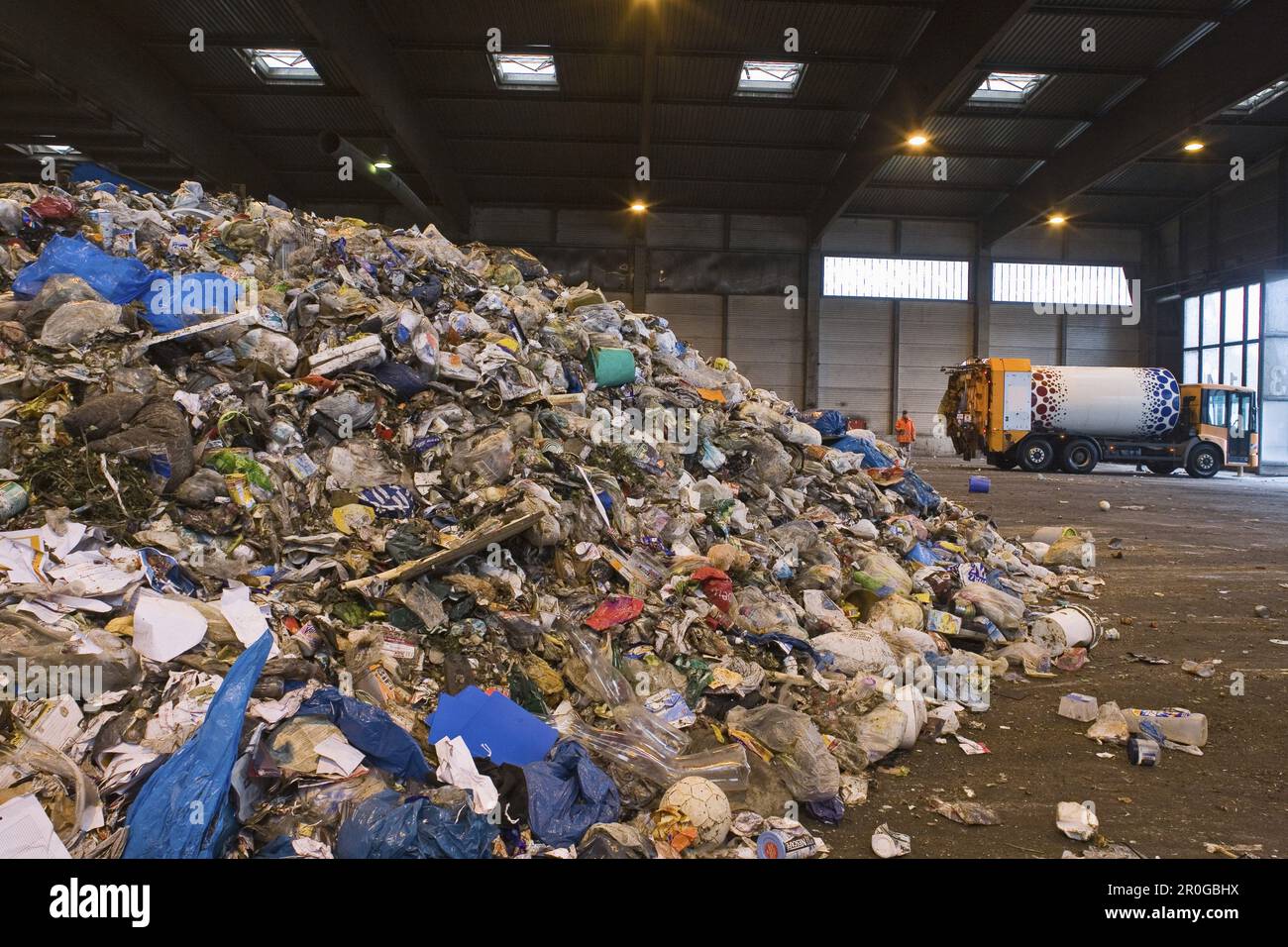 Heap of rubbish, waste management, Hanover, Lower Saxony, Germany Stock ...
