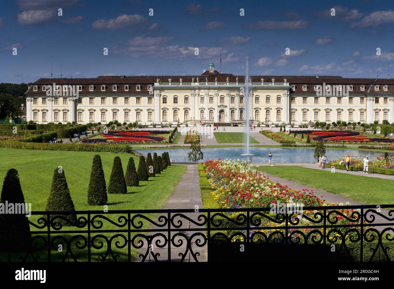 Ludwigsburg palace with garden and Neues Corps de Logis, Ludwigsburg ...
