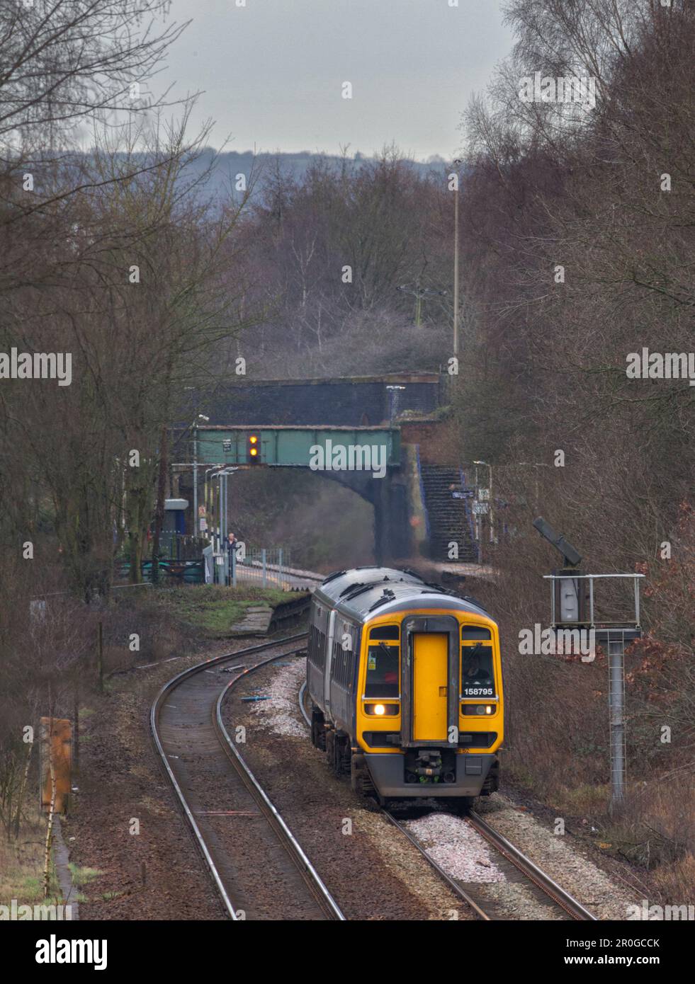 Northern rail class 158 diesel train 158795 departing from Hindley ...