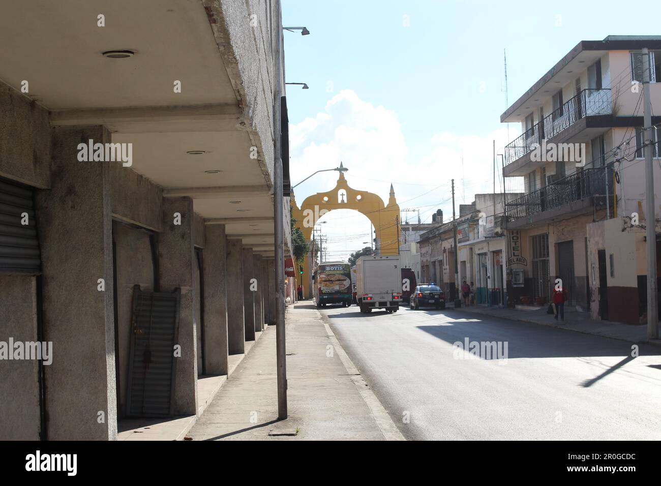 Outside of house mexico gate hi-res stock photography and images - Alamy