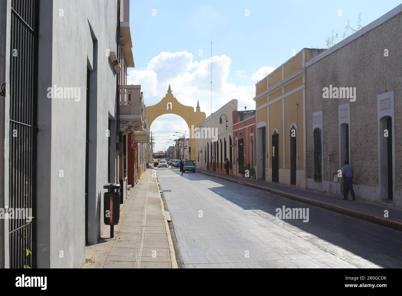 Outside of house mexico gate hi-res stock photography and images - Alamy