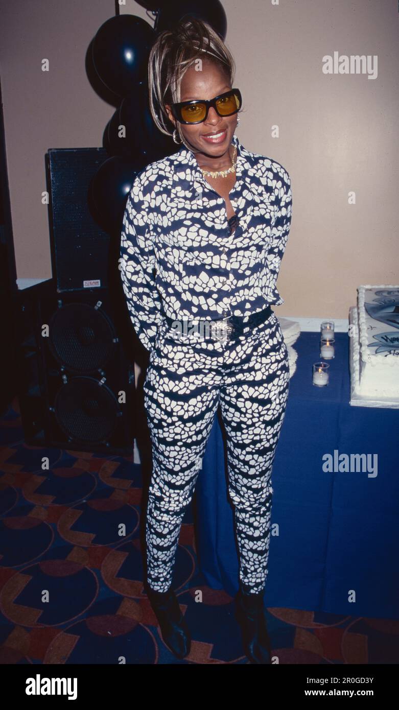 Mary J Blige 1997