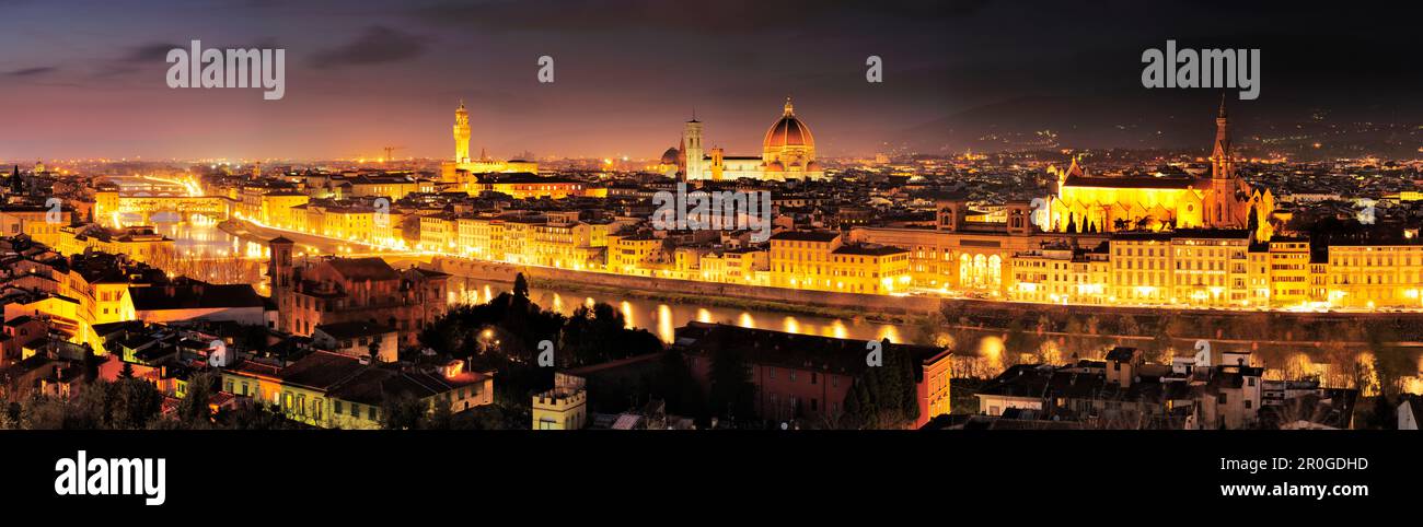 Panorama of illuminated Florence with the Ponte Vecchio bridge, Palazzo ...