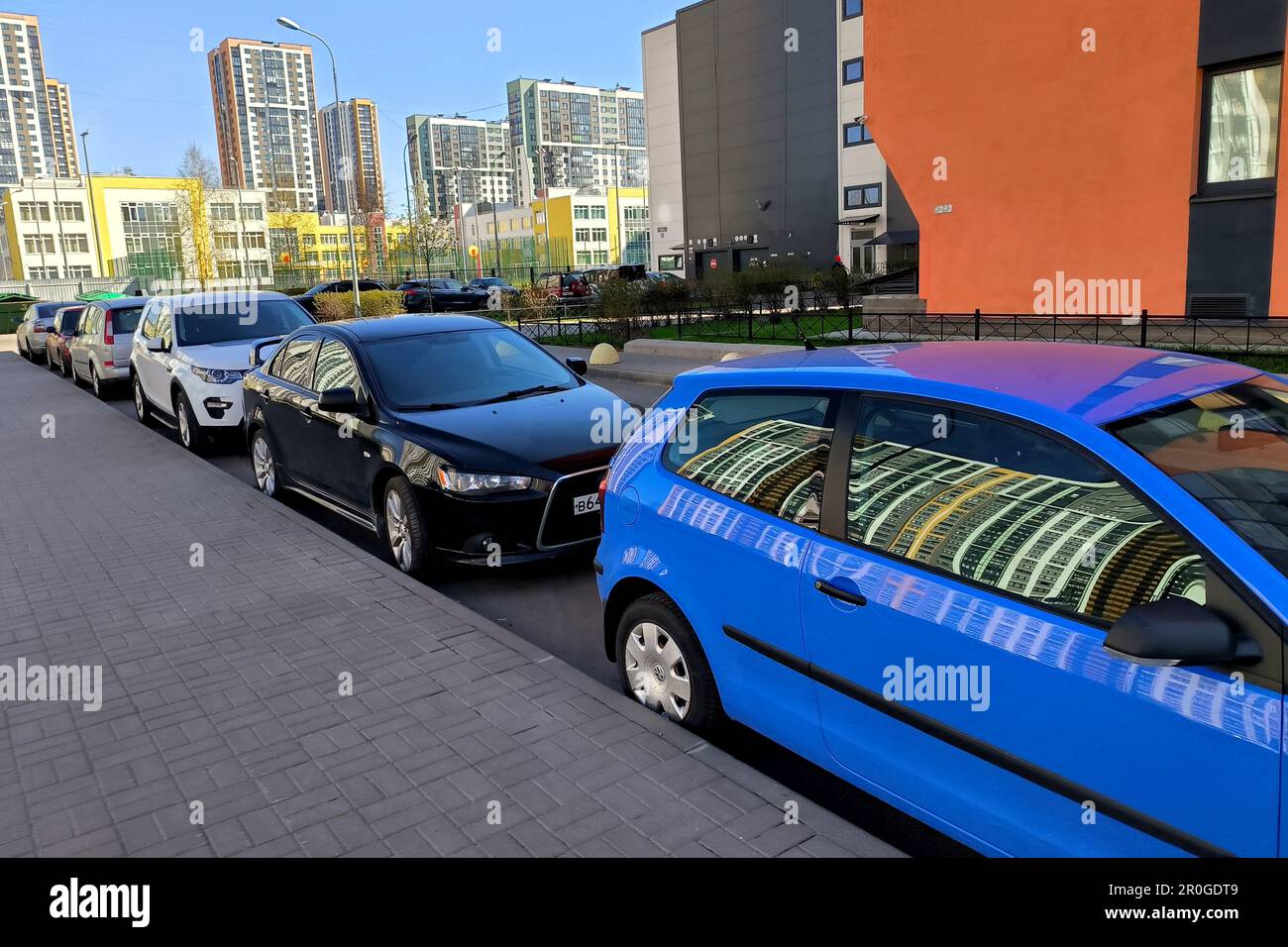 Russian Federation. Saint-Petersburg. Car parking Stock Photo - Alamy