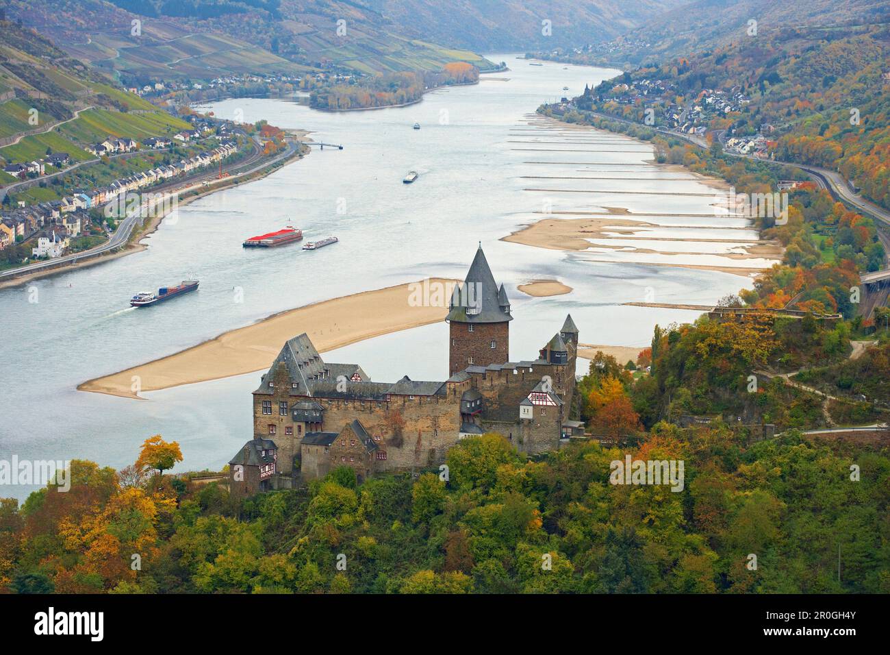 View over Stahleck Castle to river Rhine, Bacharach, Rhineland ...