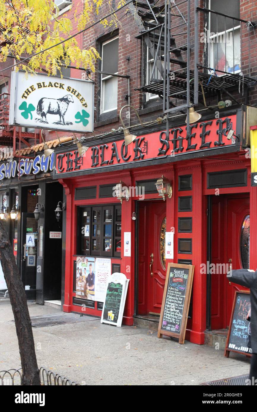 NEW YORK, USA - NOVEMBER 15, 2016 The Black Sheep sign and pub Stock ...