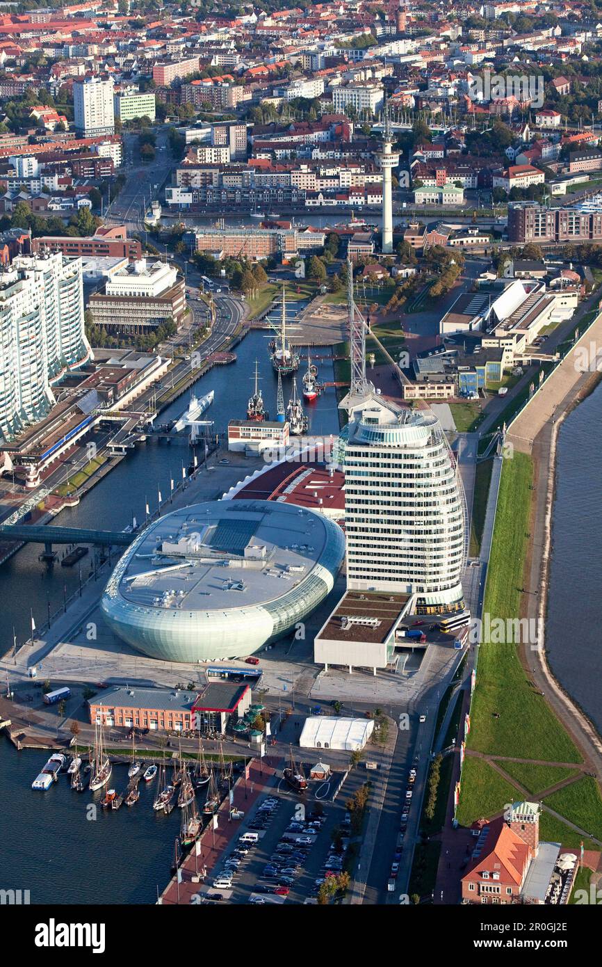 Harbor with Hotel Sail City and Climate House, Bremerhaven, Germany ...