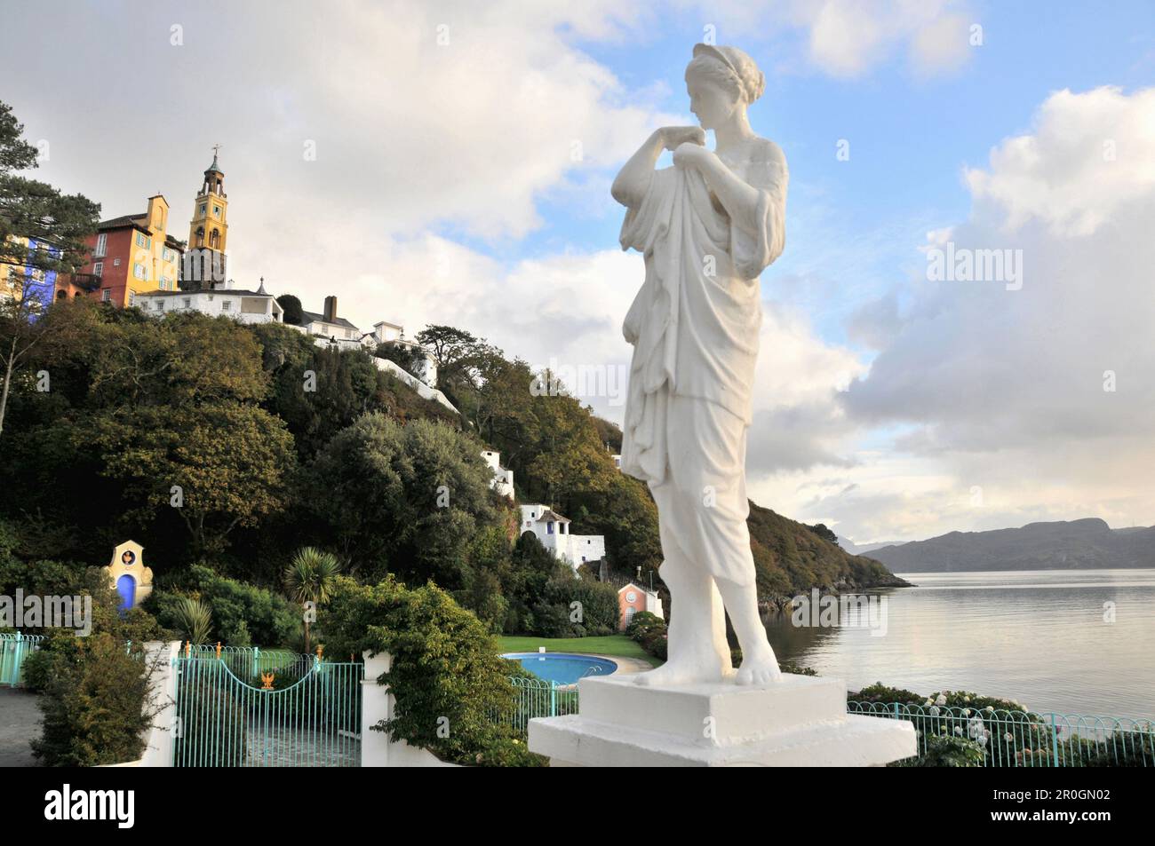 Statue, Bay of Tremadog, Portmeirion, Gwynedd, Wales, United Kingdom ...