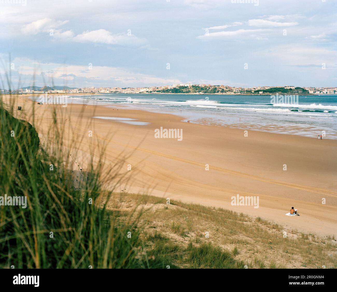 Playa de Somo, Santander, Cantabria, Spain Stock Photo - Alamy