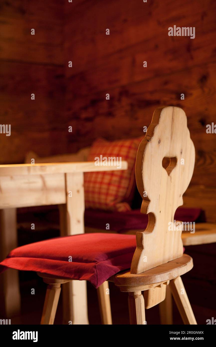 Rustic chair cushion table hi-res stock photography and images - Alamy