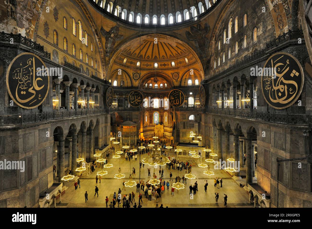 Interior view of the main dome, Hagia Sophia, Istanbul, Turkey Stock Photo - Alamy