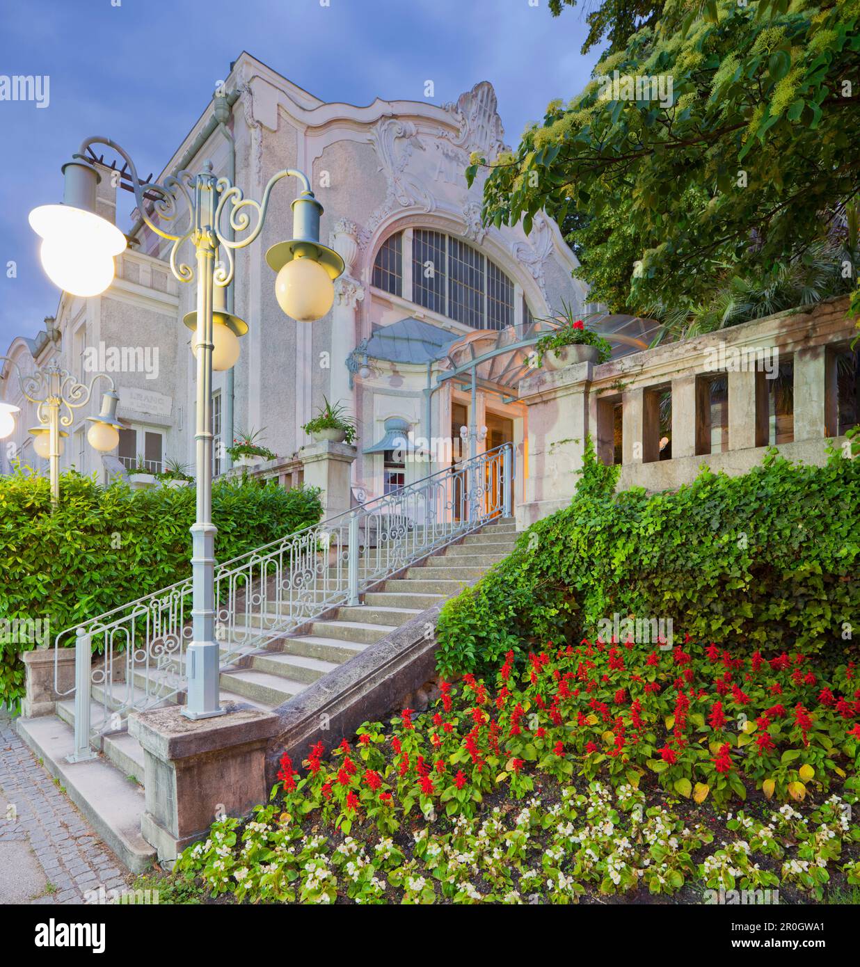 Vertical gardens vienna hi-res stock photography and images - Alamy
