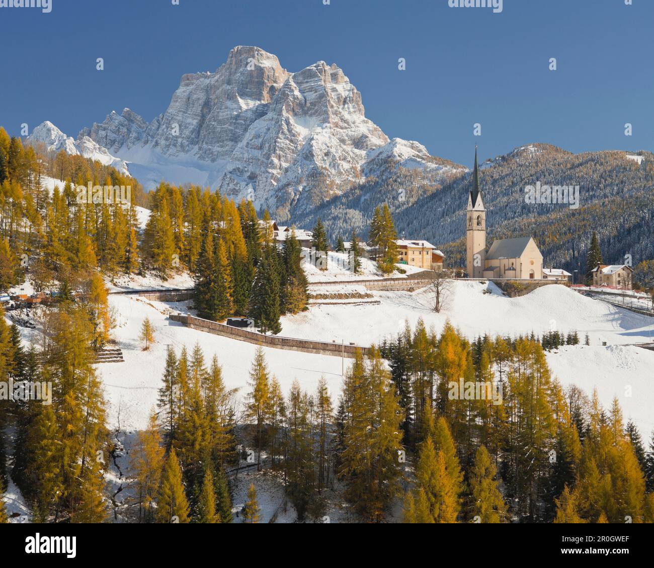 Selva di cadore hi-res stock photography and images - Alamy