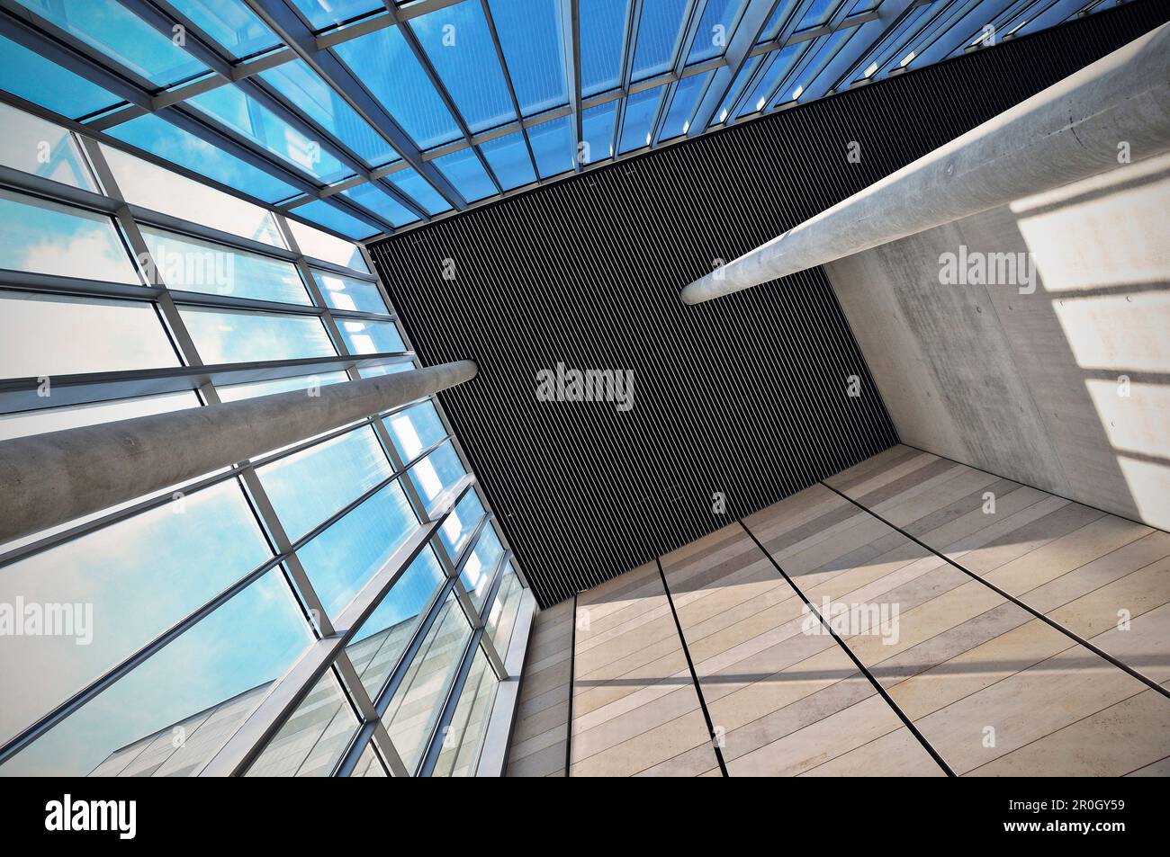 Interior shot art gallery hi-res stock photography and images - Alamy