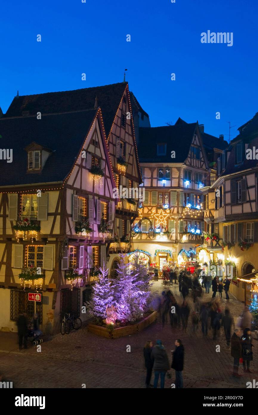 Christmas market and historic quarter, Colmar, Alsace, France Stock ...