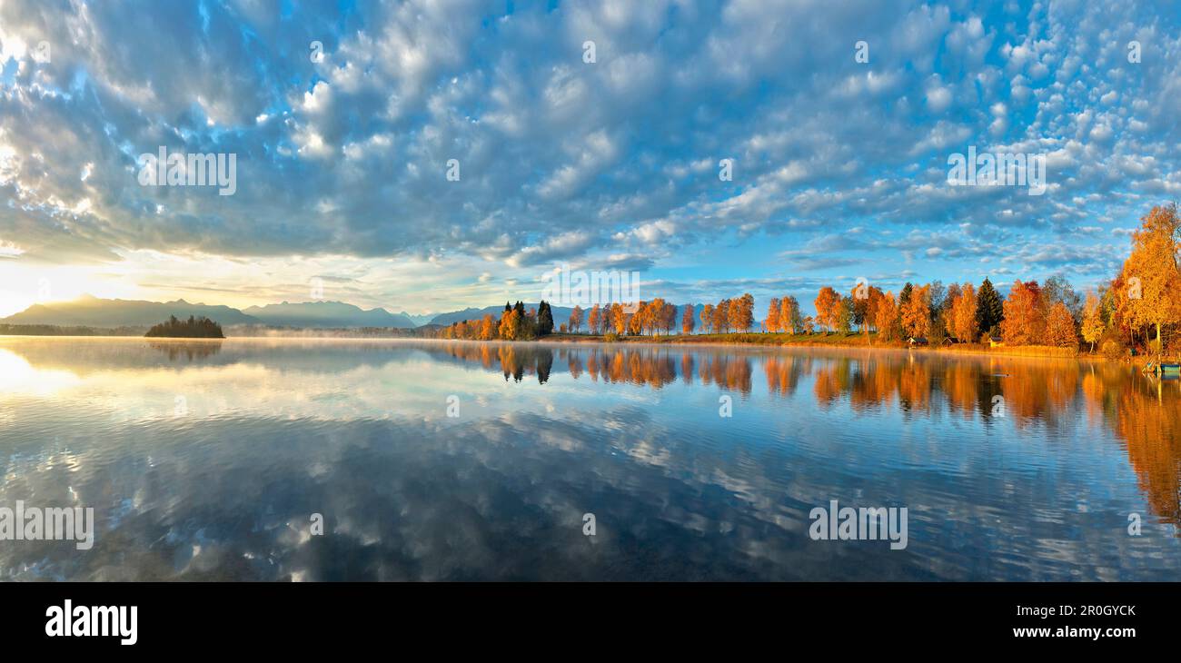 Autumn scenery at lake Staffelsee, Uffing, Upper Bavaria, Germany Stock ...