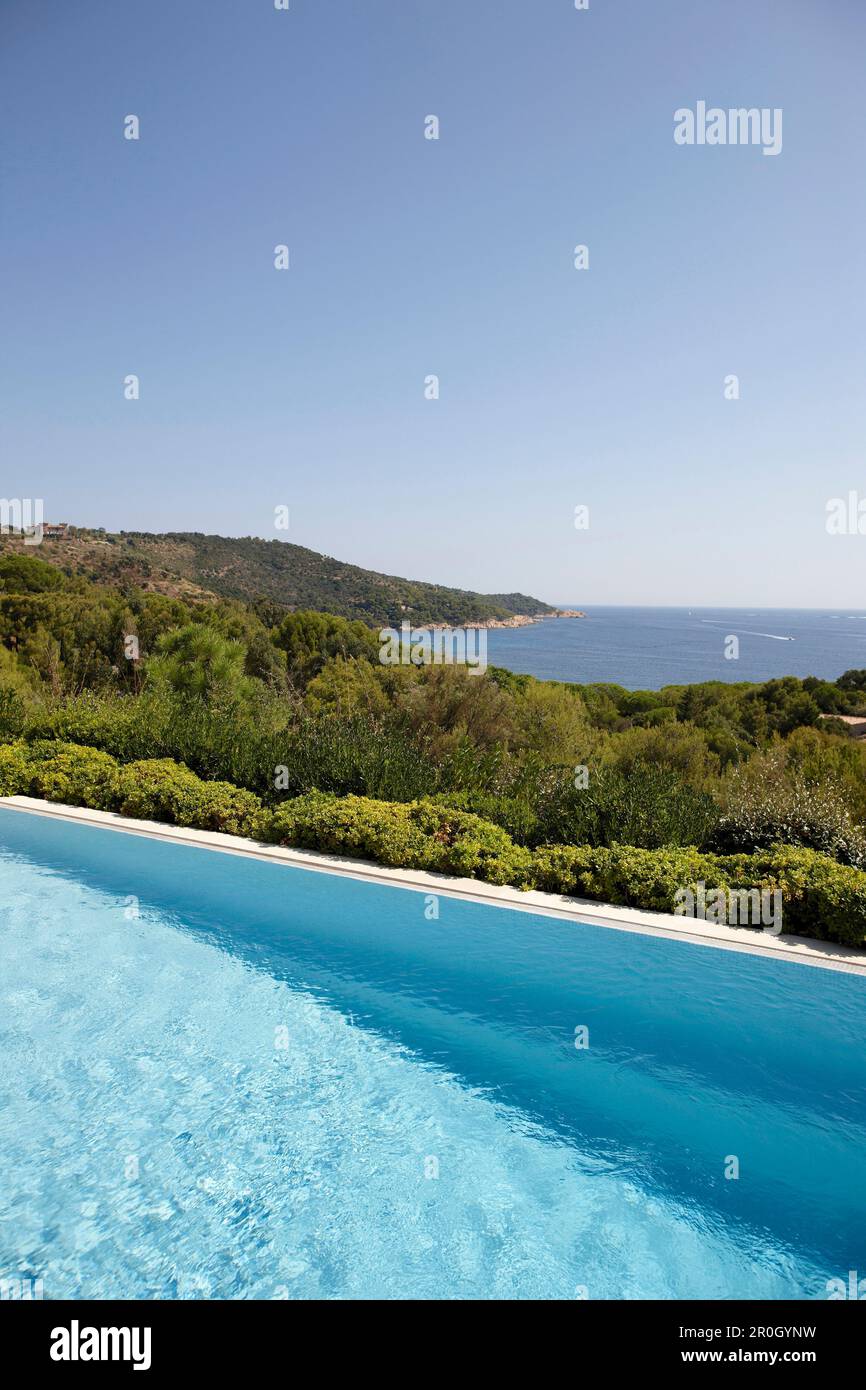 Cote d azur swimming pool hi-res stock photography and images - Alamy