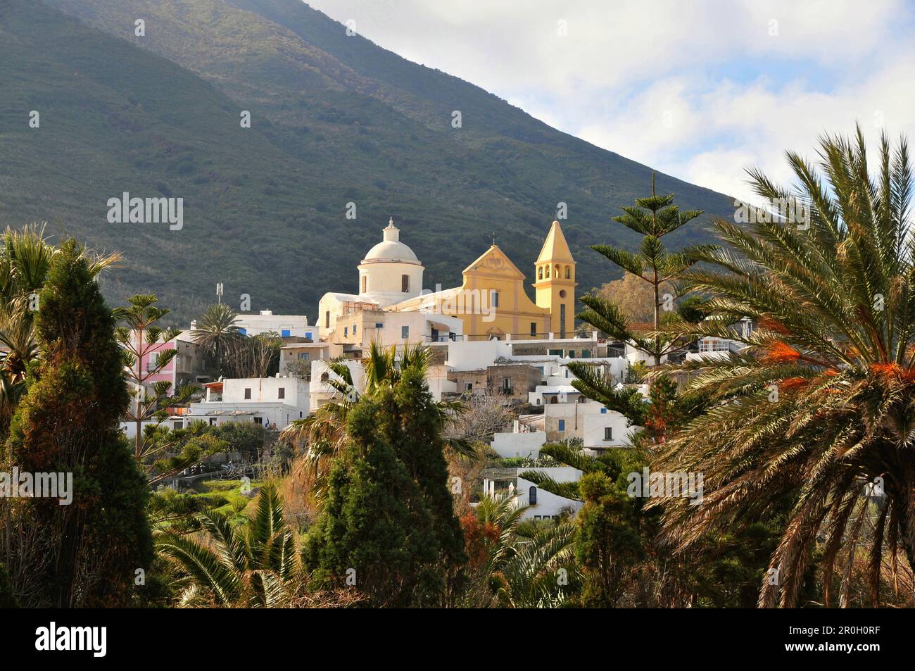 Church in the white village, Island of Stromboli, Aeolian Islands ...