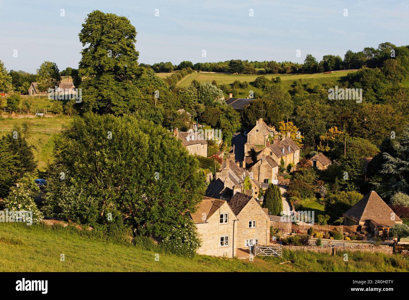 Naunton house hi-res stock photography and images - Alamy