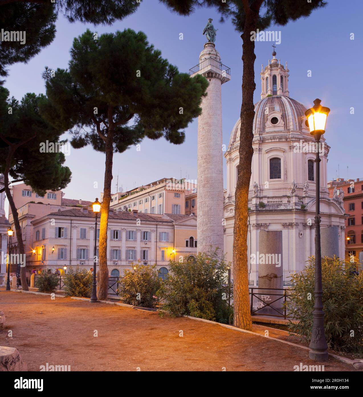 Trajan's Column is a Roman triumphal column which commemorates Roman ...