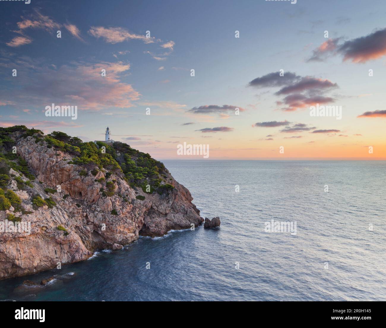 Faro de Capdepera, Punta de Capdepera, Capdepera, Majorca, Spain Stock ...