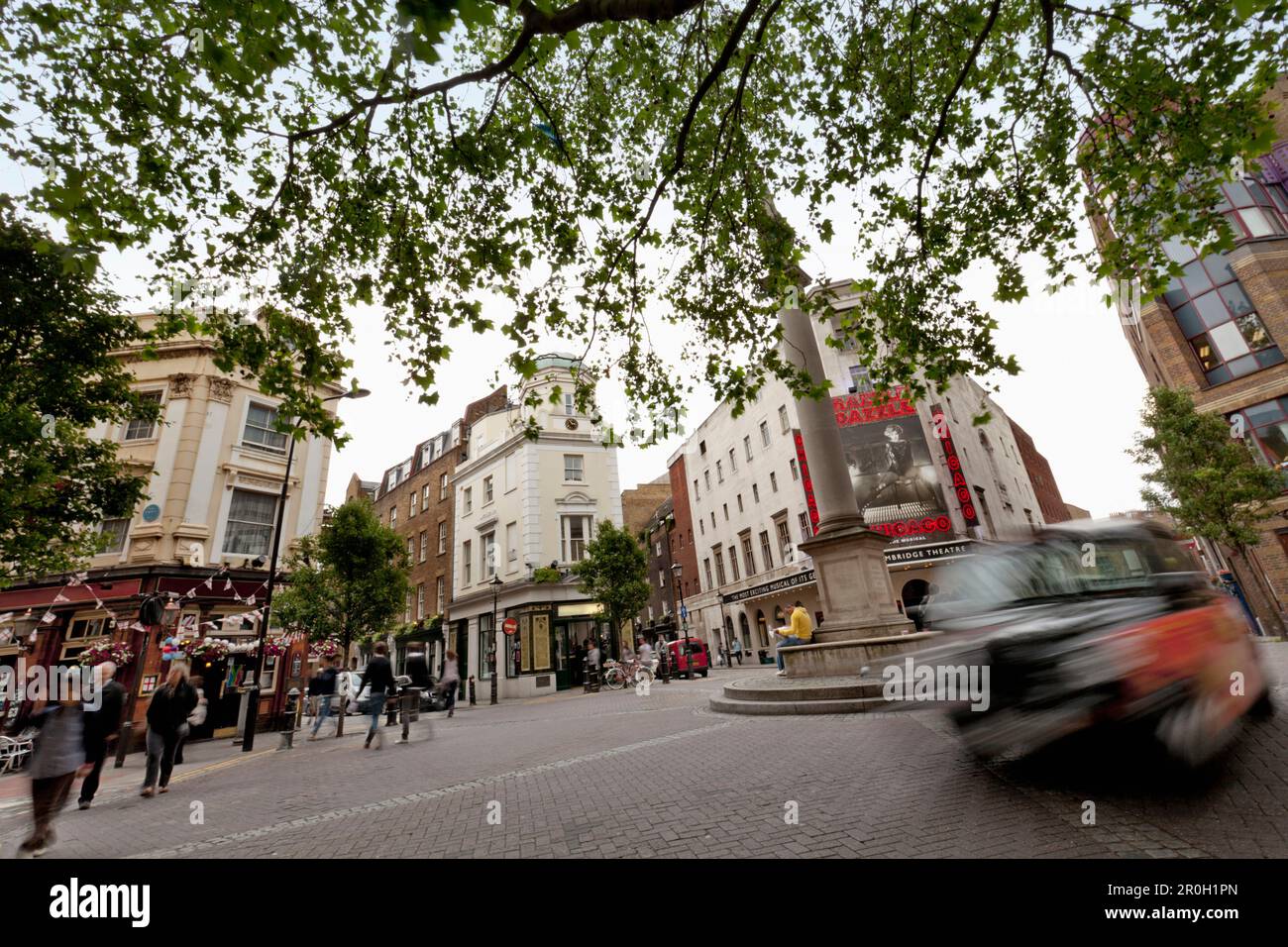 Street view seven dials hi-res stock photography and images - Alamy