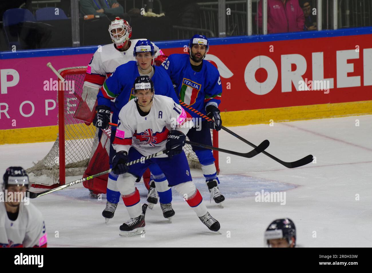 Nottingham, 5 May 2023. Angelo Miceli and Pascal Brunner playing for ...