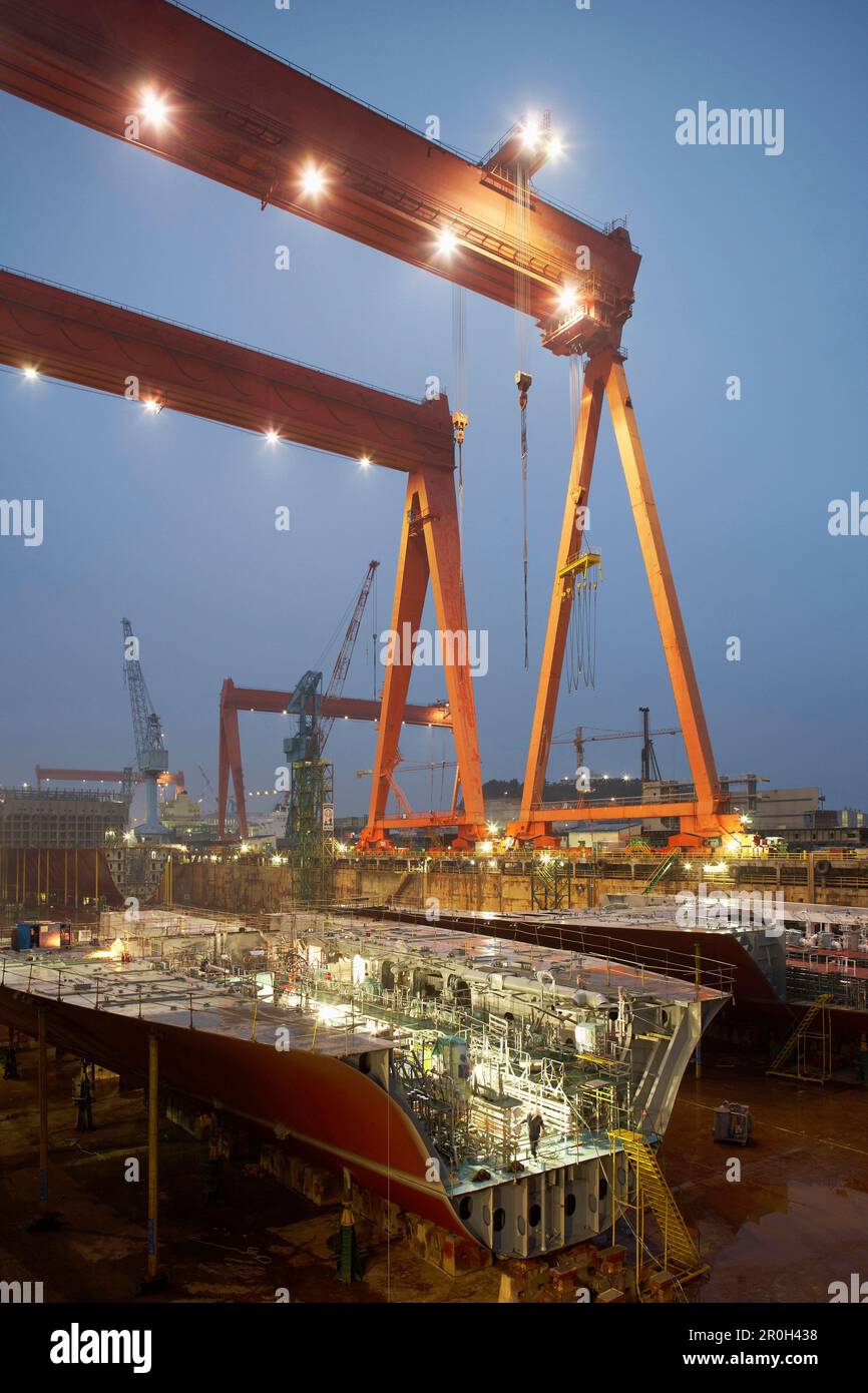 The worlds largest shipyard hi-res stock photography and images - Alamy The worlds largest shipyard hi-res stock photography and images - Alamy