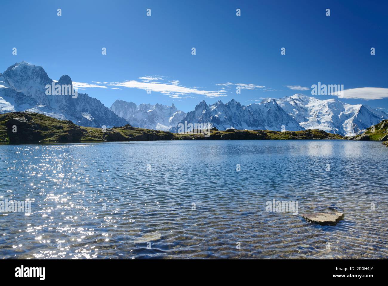 Mont blanc mountain symbol hi-res stock photography and images - Alamy