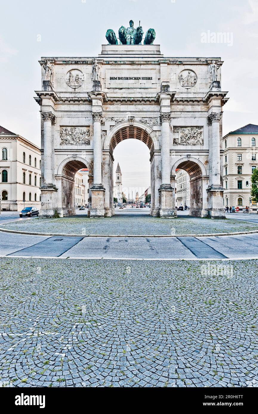 Three-arched triumphal arch with quadriga, Siegestor, Munich, Upper ...