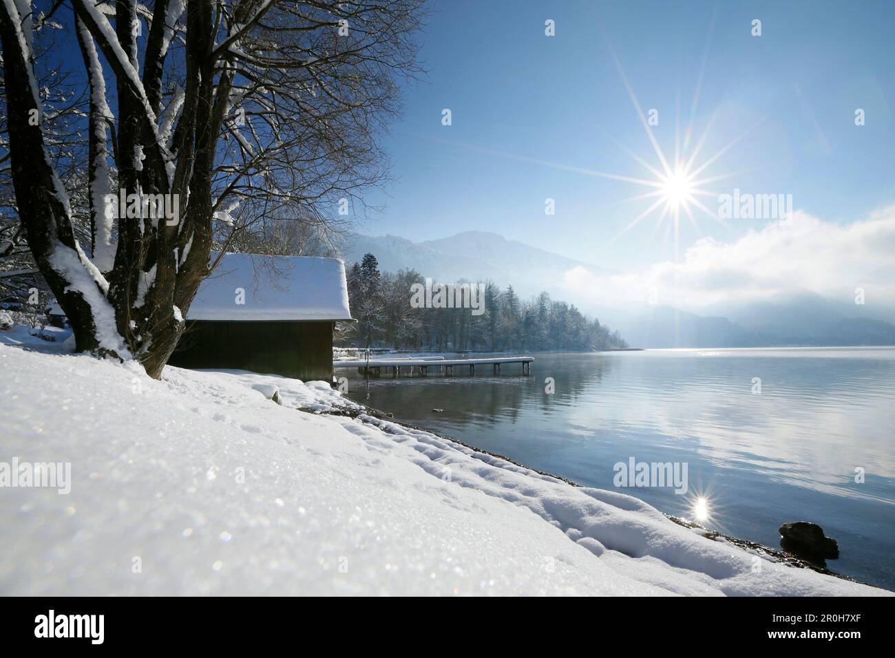 Snow-covered scenery at lake Kochel, Kochel, Upper Bavaria, Germany Stock Photo - Alamy