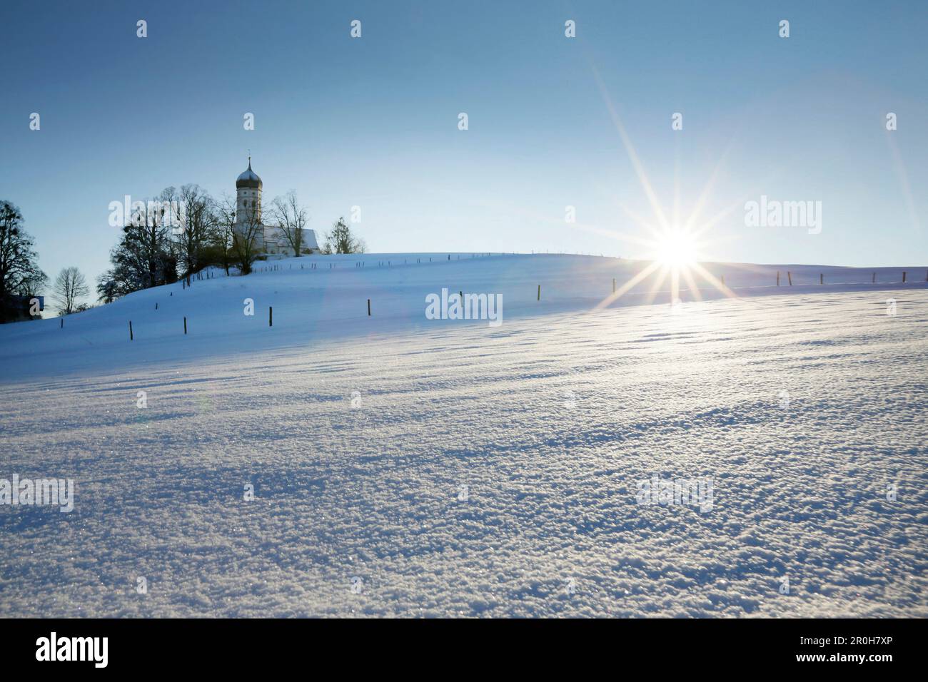 Parish Church of St. John the Baptist in winter, Holzhausen, Munsing ...