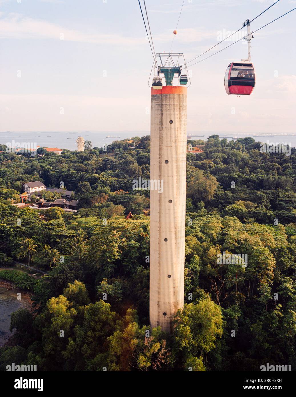 SINGAPORE, elevated view of cable car at Sentosa island Stock Photo - Alamy