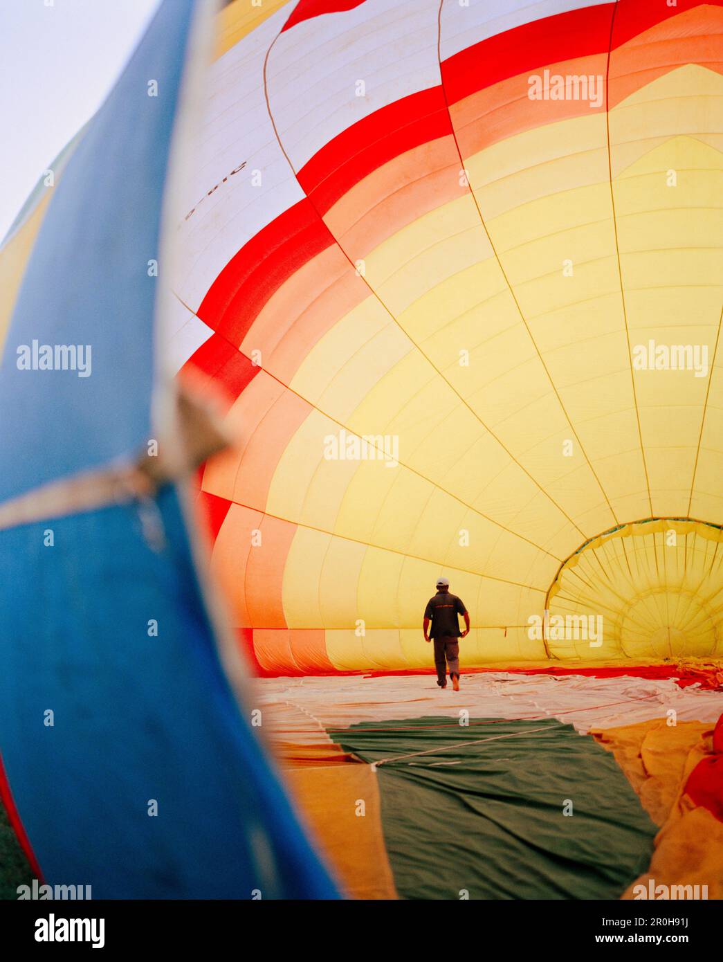 SRI LANKA, Asia, rear view of a man walking in a hot air balloon Stock ...