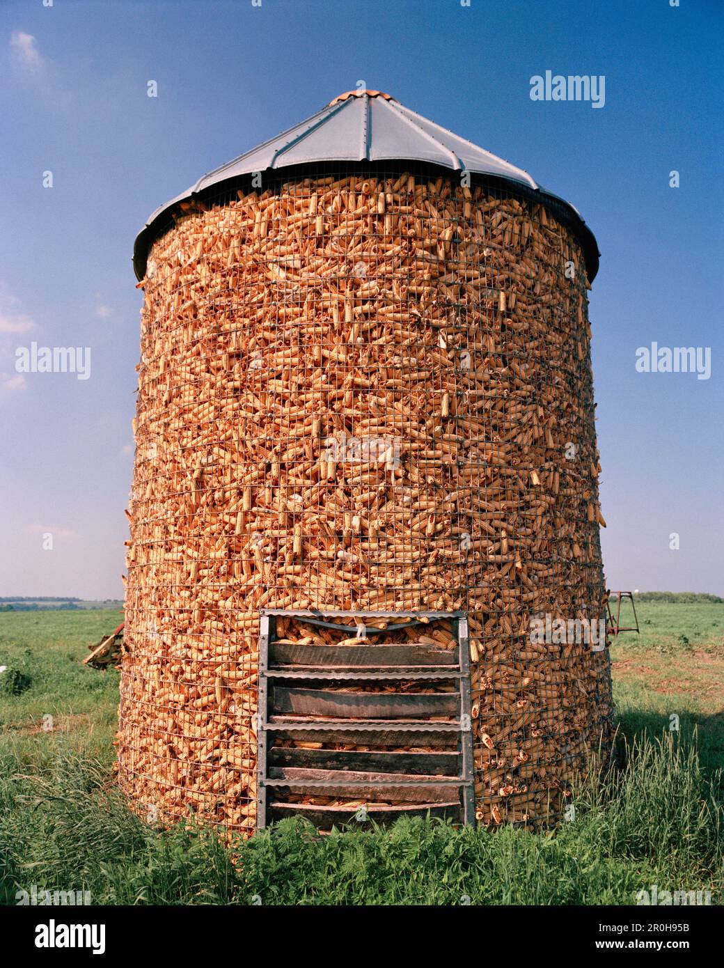 Corn silo hi-res stock photography and images - Alamy
