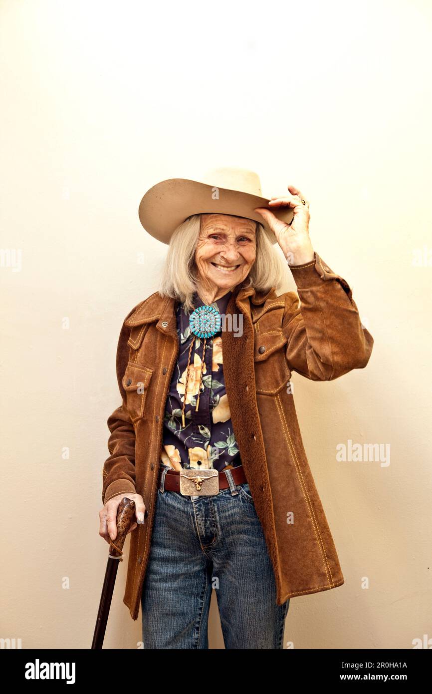 USA, California, Malibu, portrait of Mildred Millie Decker at her ranch ...