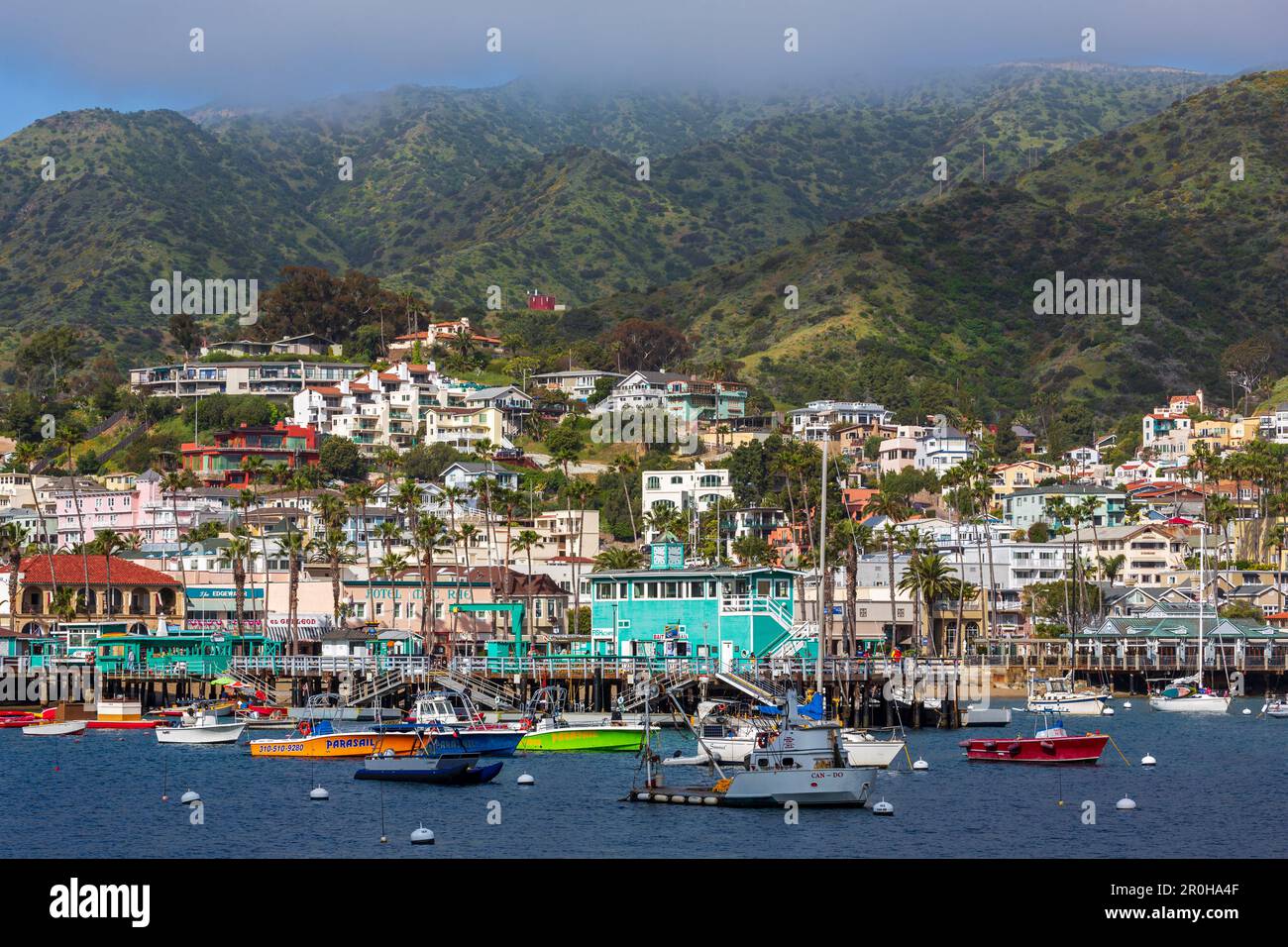 Green Pier, Avalon City, Catalina Island, Southern California, USA ...