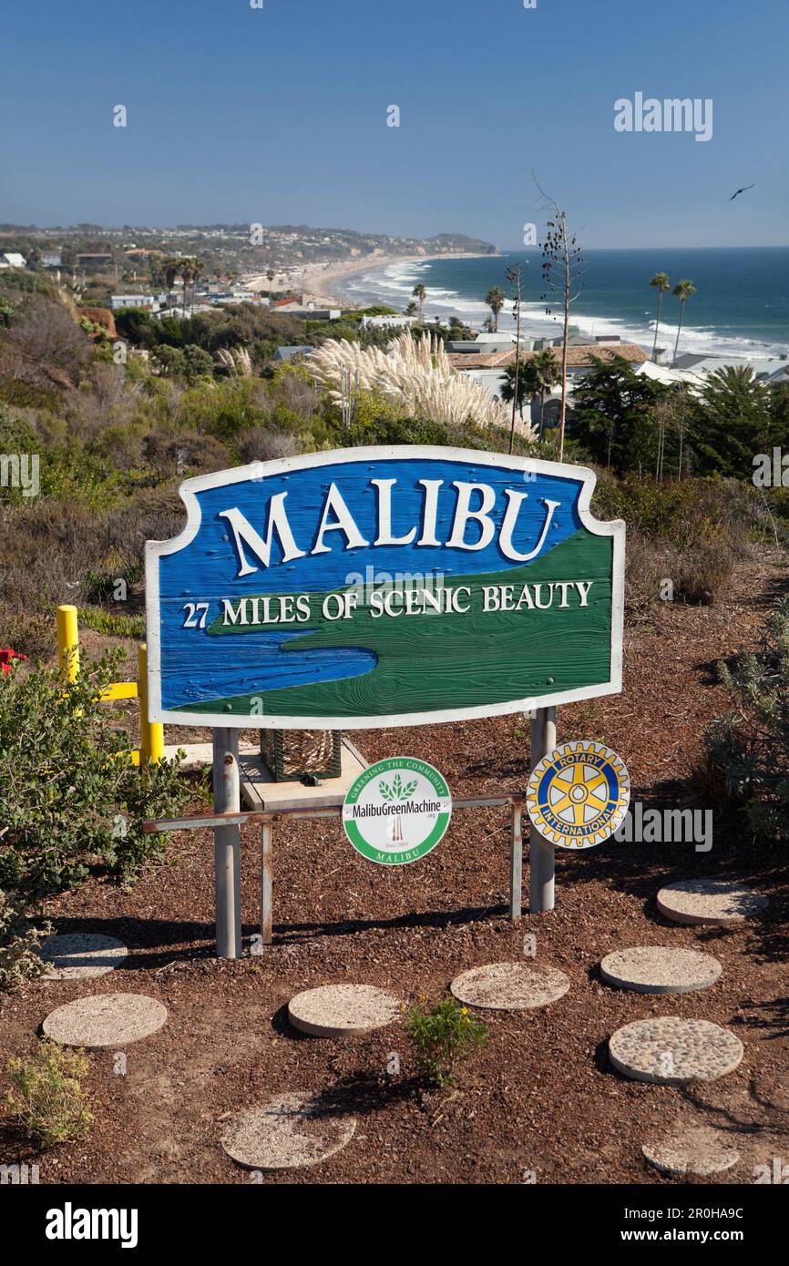 USA, California, Malibu, a road sign on the Pacific Coast Hwy, Zuma ...