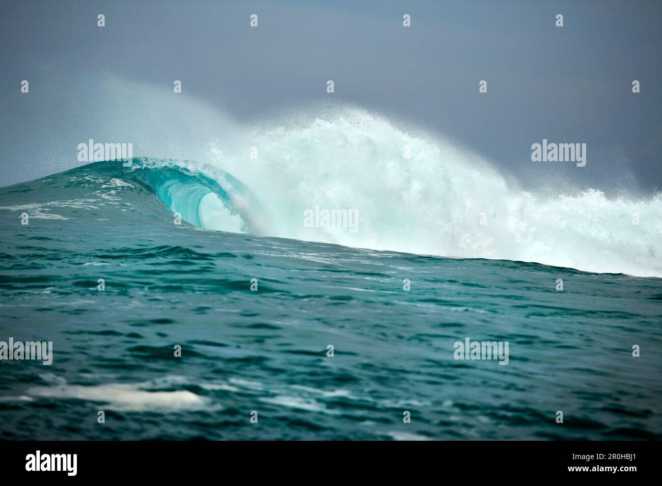 INDONESIA, Mentawai Islands, Kandui Resort, a breaking wave at ...