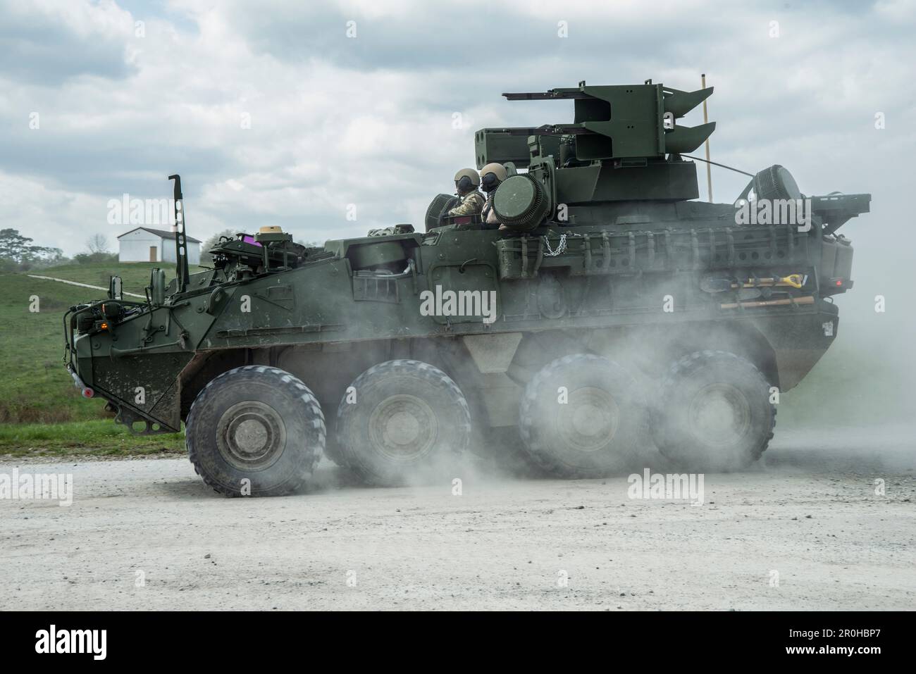 U.S. Army Soldiers with C - Battery, 5th Battalion, 4th Air Defense ...